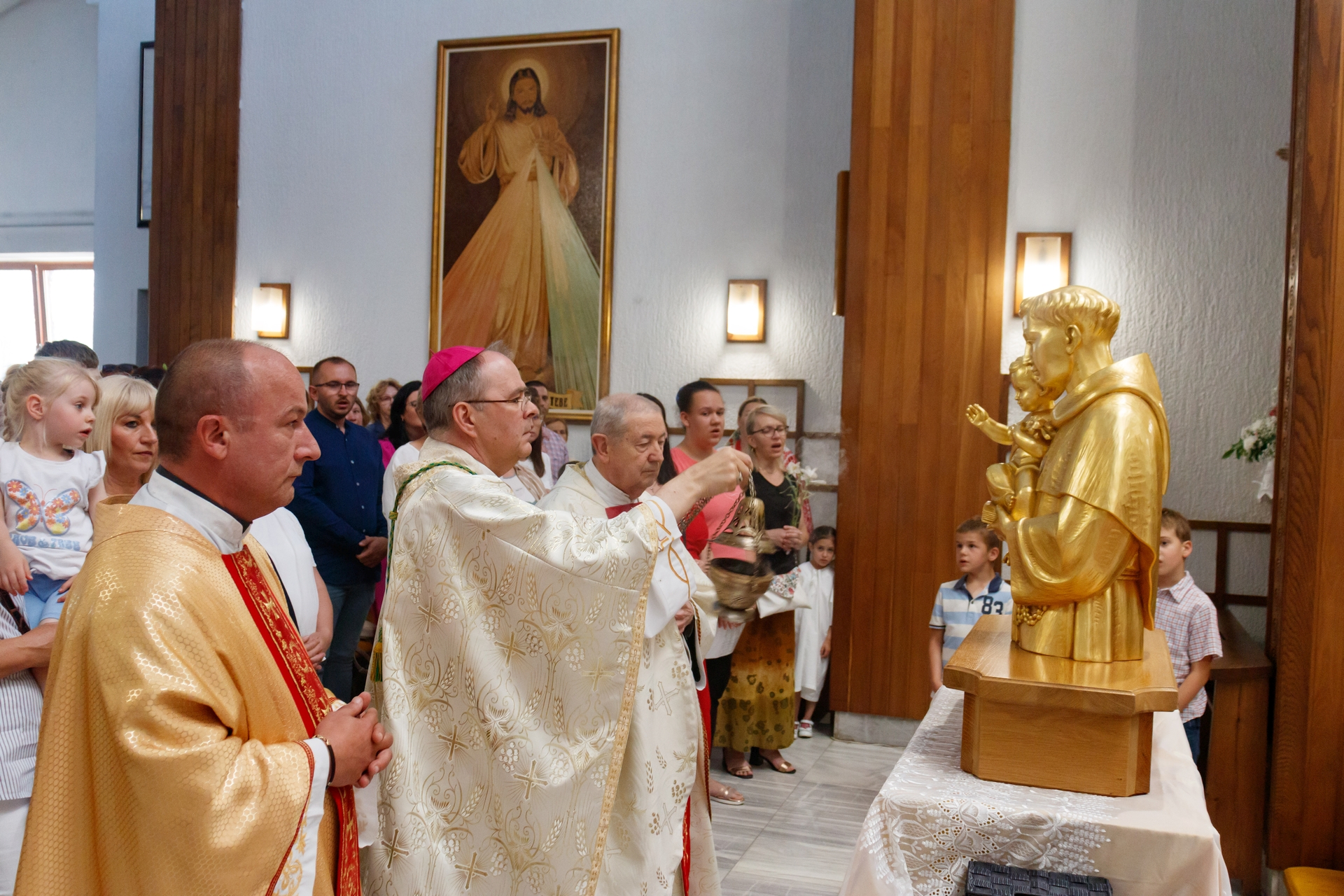 Varaždinska Biskupija - Proslava blagdana sv. Antuna Padovanskog u Novom Marofu
